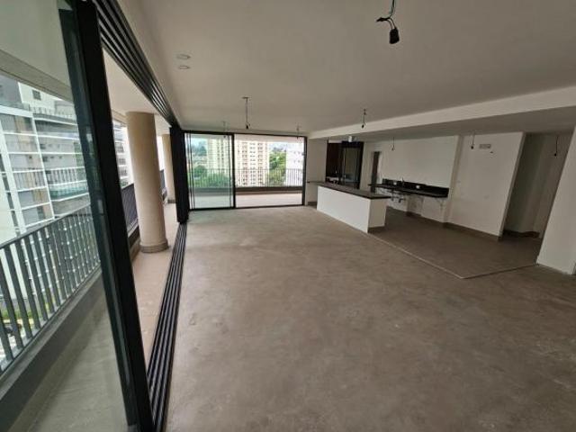 Condomínio luxuoso em Perdizes! Apartamento com 195 metros oportunidade !
