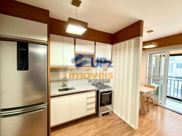 Condomínio La Parque Lapa Apartamento com 2 dorms, com móveis sob medida, 41m², e varanda na Lapa