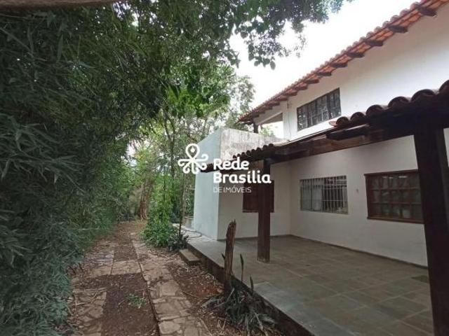 Condomínio Lago Sul II Casa com 5 quartos sendo 3 suítes Jardim Botânico