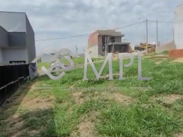 Condomínio Laguna Terreno à venda em condomínio fechado com 374m2
