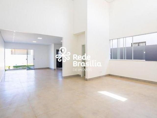 Condomínio Lê Jardin Casa e alto padrão com 3 sendo 1 suíte 2 vagas aceita financiamento S