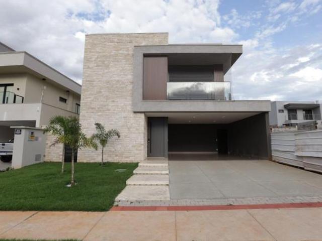 Condomínio ParqueVille Jacarandá Casa em Condomínio com 4 Quarto s por R$ 2500000.00 no setor Resid
