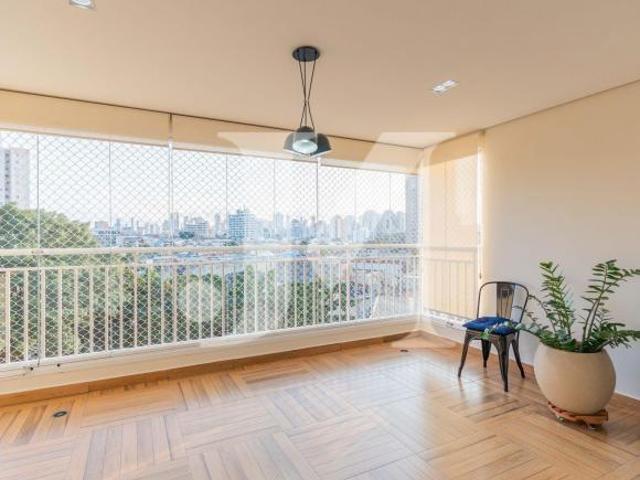 Condomínio Praças Dom Augusto Apartamento Padrão de 105m², 3 dormitórios, todos suítes e 2 vagas n