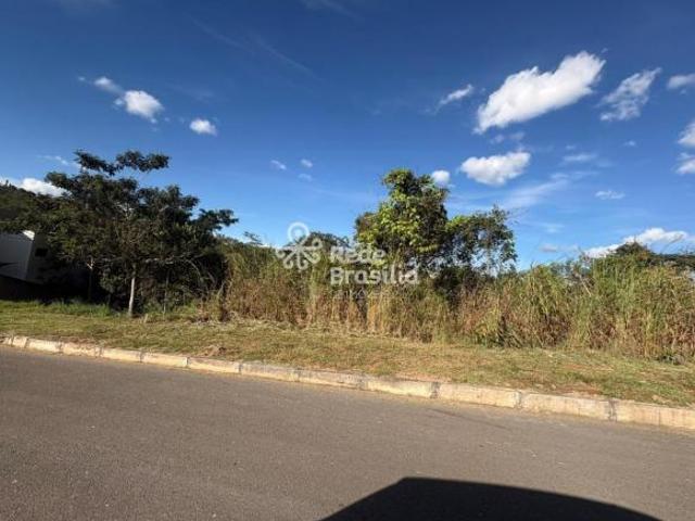 Condomínio Quatro Estações Terreno com 541,52m² Jardim Botânico