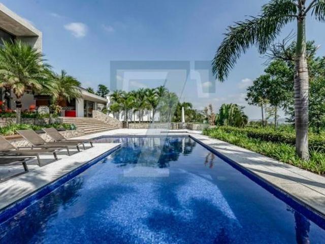 Condomínio Quinta da Baroneza casa a venda 5 quartos 950 m², 6 vagas