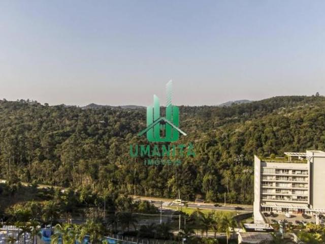 Condomínio Resort Tamboré 133 m2