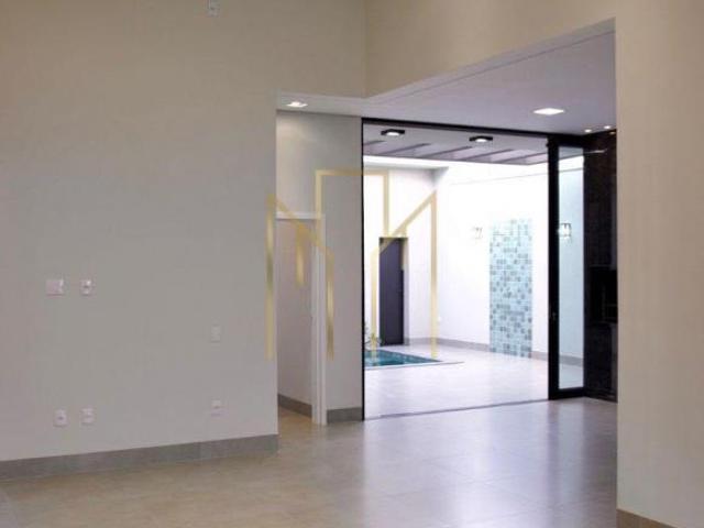Condomínio Reserva dos Ipês: Luxo e conforto em Uberlândia MG! Casa com 3 quartos, 3 suítes e 194,88