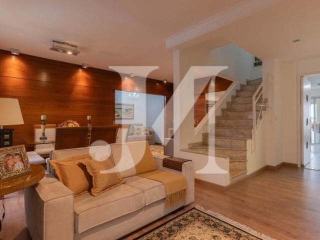 Condomínio Reserva das Flores Casa em Condomínio de 400m², 4 Dormitórios, todos Suítes e 4 Vagas n