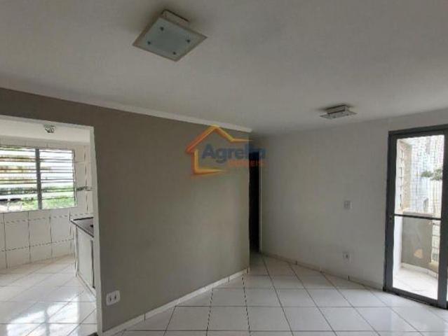 Condomínio Residencial Nazareth APARTAMENTO COM VARANDA E PLANTA FUNCIONAL PARA O DIA A DIA