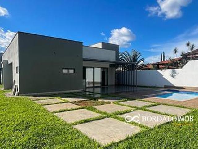 Condomínio Residencial Privê La Font DF 250 km 04 Casa de Alto Padrão no Condomínio Privê La Fon