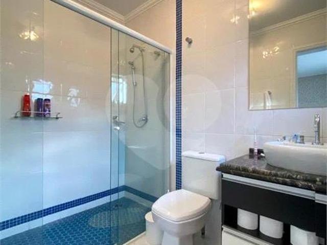 Condomínio Residencial 551 m² com 5 quartos à venda no Barreirinha