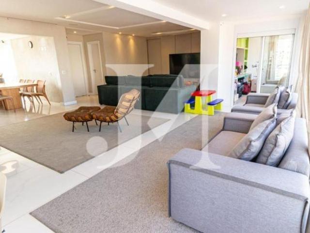 Condomínio Rossi Itapeti Apartamento Alto Padrão de 209m², 3 Suítes e 4 Vagas no Condomínio Rossi