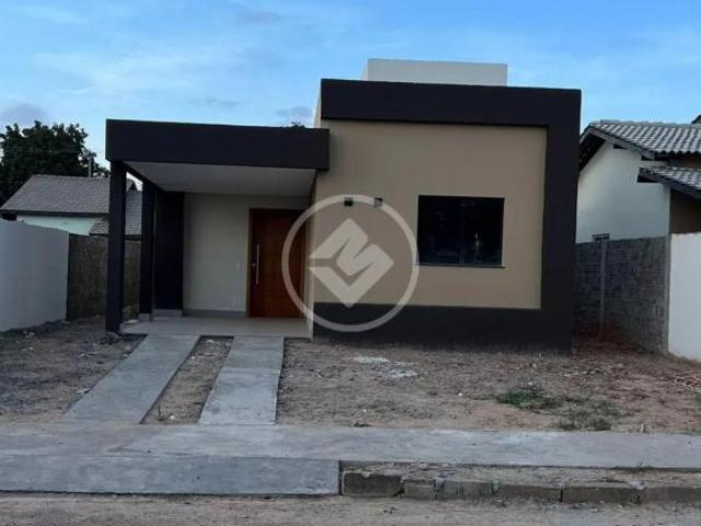 Condomínio São Jose Casa Térreo com 03 quartos, 01 sendo suíte. Cozinha Gourmet e Sala espaçosa, á