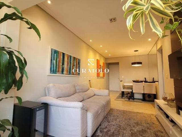Condomínio Saint Louis Mooca Apartamento à venda, de 2 quartos, varanda e 1 vaga na Mooca
