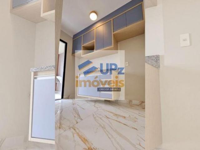 Condomínio Seleto Residencial Clube Apartamento com 2 dorms, 50m² e varanda com vista livre no Ayr