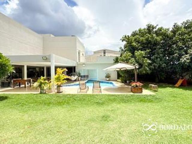 Condomínio Solar de Brasília Casa de Alto Padrão no Condomínio Solar de Brasília Aceita Financiam