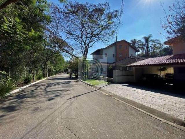 Condomínio SP II Rua Tranquila sem saída
