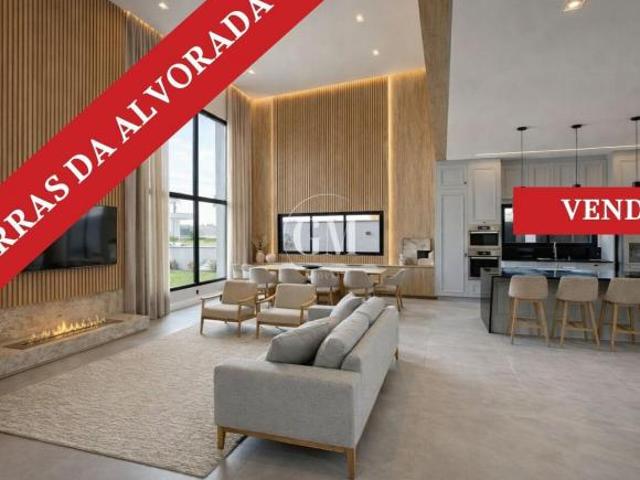 Condomínio Terras da Alvorada Casa Térrea com 4 Suítes, Piscina e Área Gourmet à Venda | Aceita Pe