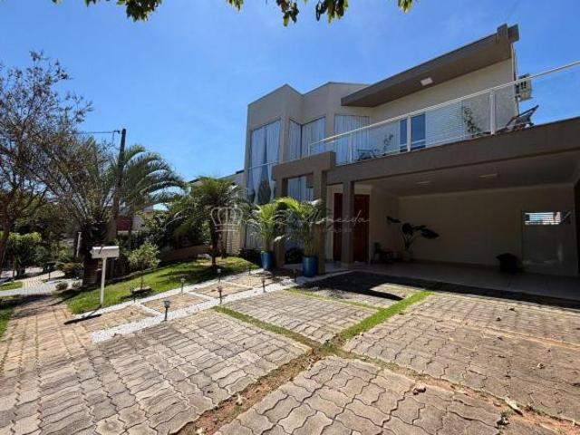 Sobrado em Condominio Fechado Terras de Atibaia 1