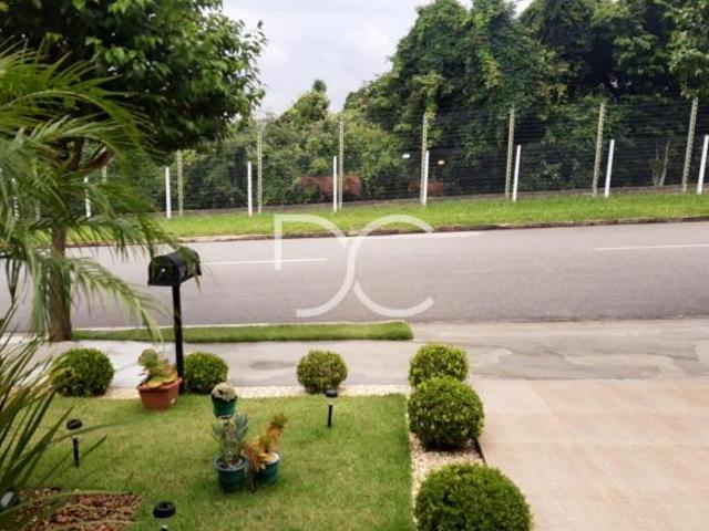 Condomínio Terras de São Francisco Venda Casa Térrea Porteira Fechada | AC:110m² | AT:160m² | 3 Do