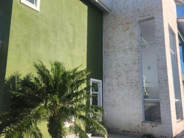Condomínio Terras de S. Cruz Casa 3 suítes, escrit piscina aquecida, 6 vagas