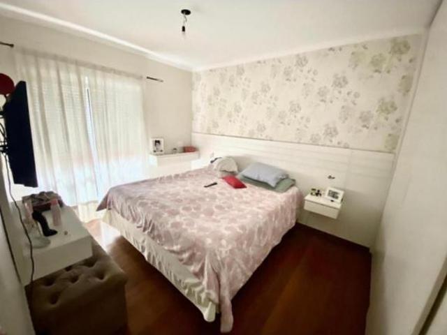 Condomínio Tivoli Excelente, com sacada, suíte, bem localizado, lazer