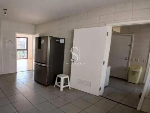 Condomínio Vertical Wish Moema Apartamento com 177m², 3 suites, 3 vagas, varanda e lazer