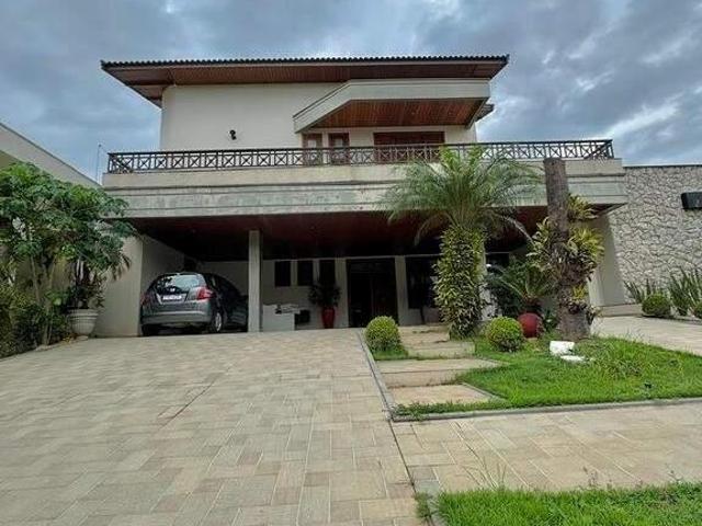 Condomínio Villa San Marino R$ 2.790.000