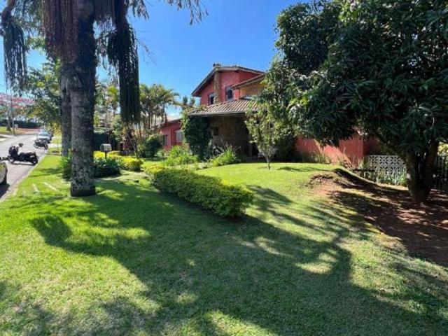 Condomínio 4 suites piscina área gourmet 4 salas Itatiba São Paulo