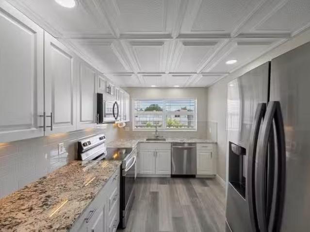Condo/Coop Boynton Beach, FL 2012 S Federal Hwy #405