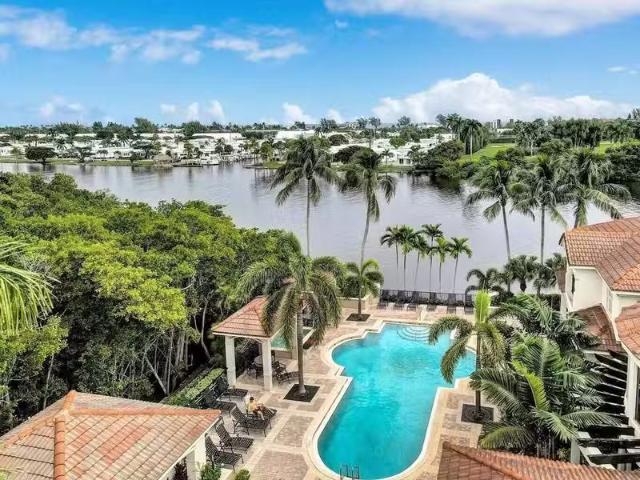 Condo/Coop Boynton Beach, FL 2417 Tuscany Way