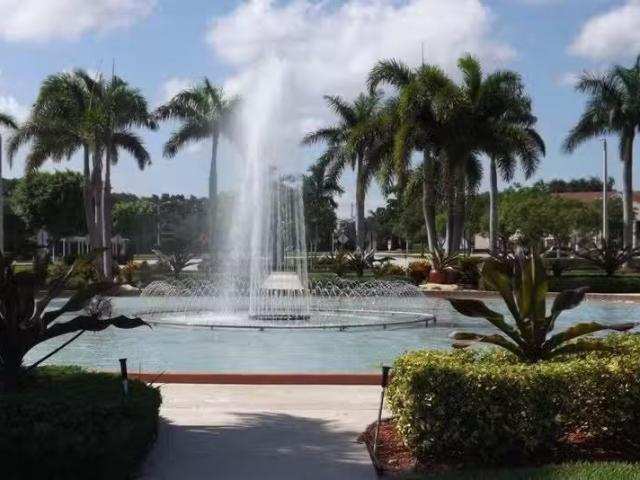 Condo/Coop Boca Raton, FL 2052 Cornwall C #2025