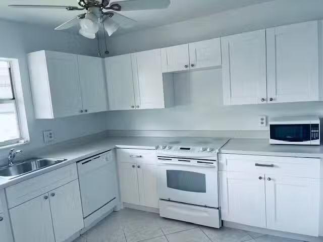 Condo/Coop West Palm Beach, FL 119 Oxford 400