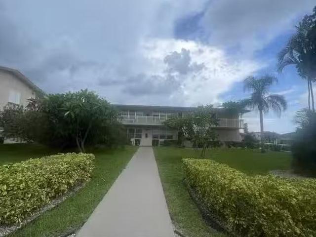 Condo/Coop West Palm Beach, FL 322 Chatham P