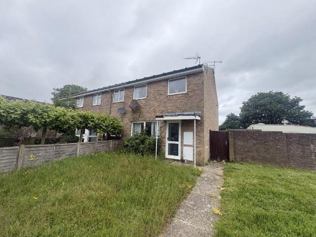 Conduit Mead, Chichester 3 bed semi detached house to rent £1,495 pcm £345 pw