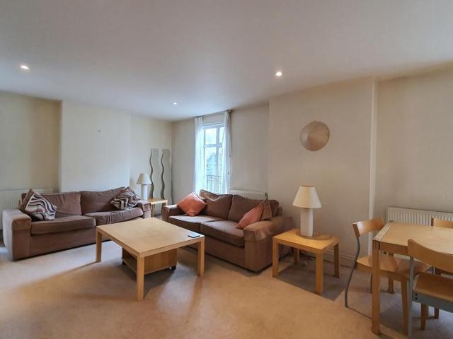 Conduit Place, W2 2 bed flat to rent £2,900 pcm £669 pw
