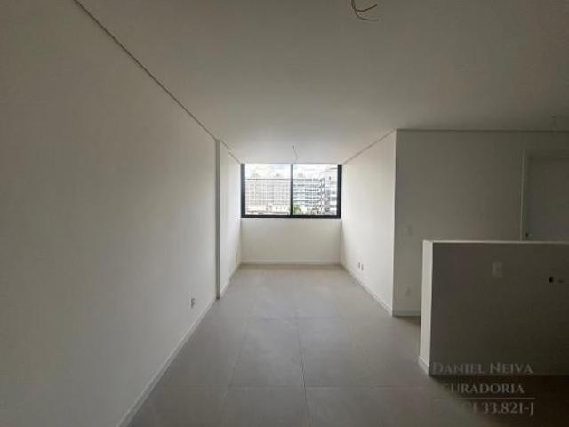 Conexão e Luz: Apartamento com Social Integrado e Janelas amplas