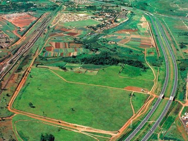 Deslumbrante terreno logístico para venda em Fazenda Tamburi, 567,791m²