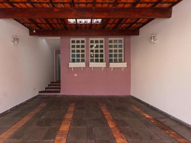 Elegante sobrado para venda em Nova Petrópolis com 4 quartos, sendo 1 suíte, 125m²