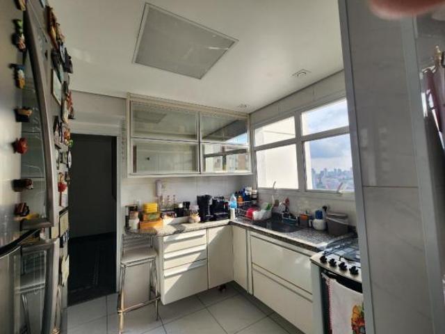Excelente apartamento para venda em Vila Gumercindo com 3 quartos, sendo 1 suíte, 82m² remaxempire