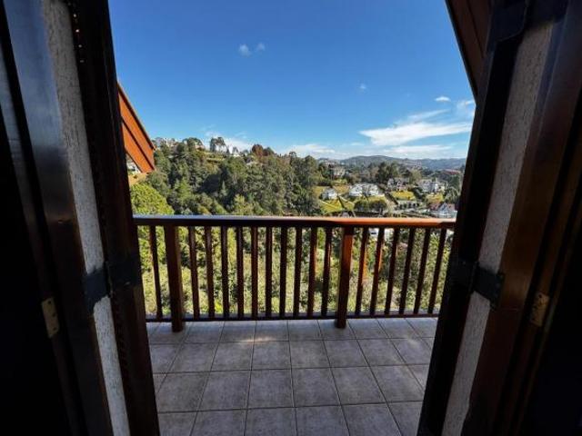 Funcional apartamento para venda em Vila Inglesa com 4 quartos, sendo 1 suíte, 176m² remaxjoy#7AG1