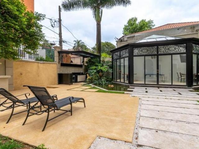 Aconchegante apartamento para venda e locação em Jardim Paulista com 4 quartos, sendo 4 suítes, 385m