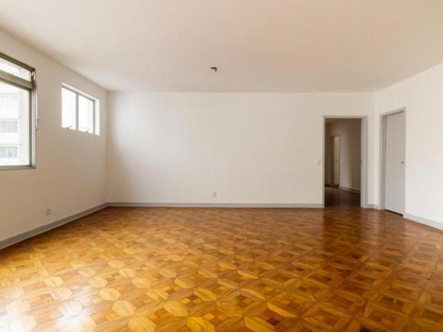 Confortável apartamento para venda em Aclimação com 3 quartos, 171m²