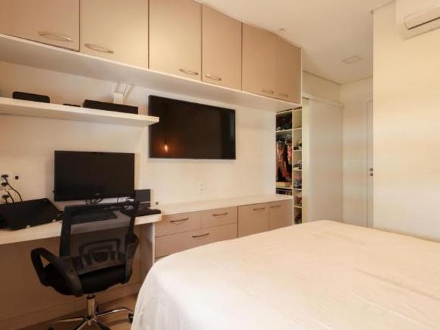 Confortável apartamento para venda em Barra Funda com 3 quartos, sendo 1 suíte, 94m² rodrigomessia