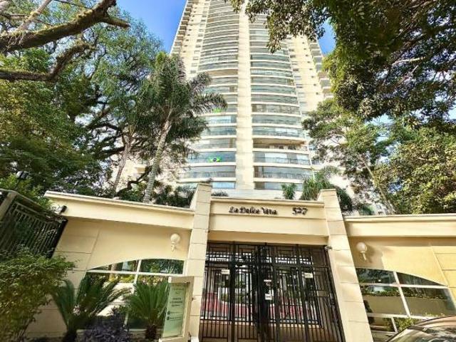 Confortável apartamento para venda em Cambuci com 3 quartos, sendo 3 suítes, 176m² danielealves#J1
