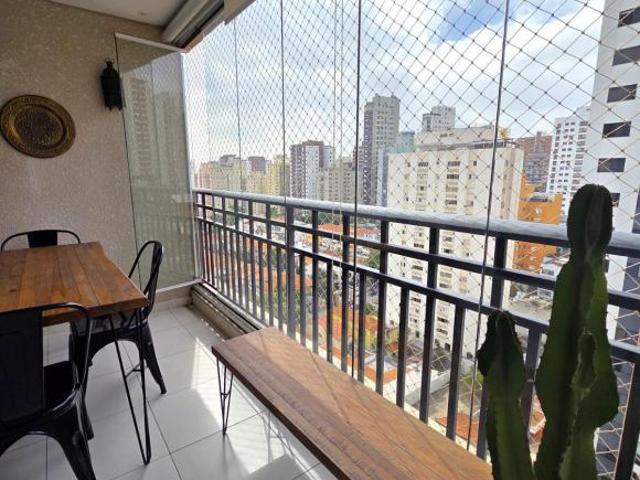 Agradável apartamento para venda em Perdizes com 3 quartos, sendo 2 suítes, 86m² danielebolzonello