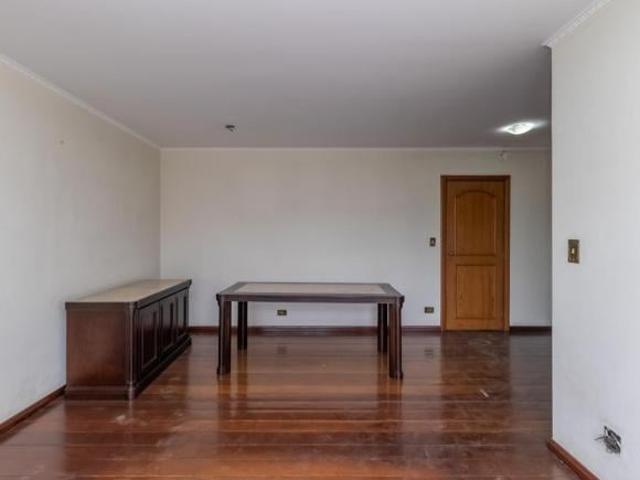 Confortável apartamento para venda em Tremembé com 3 quartos, sendo 2 suítes, 188m²