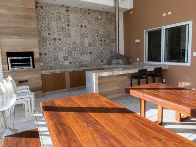 Funcional apartamento para venda em Vila Romana com 4 quartos, sendo 3 suítes, 177m² felipefernand