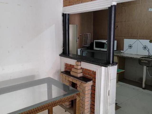 Funcional casa de vila para venda e locação em Vila Francos com 6 quartos, sendo 1 suíte, 540m²