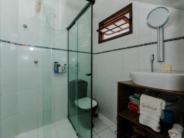 Deslumbrante casa para venda em Conjunto Residencial Santa Terezinha com 4 quartos, sendo 1 suíte, 1